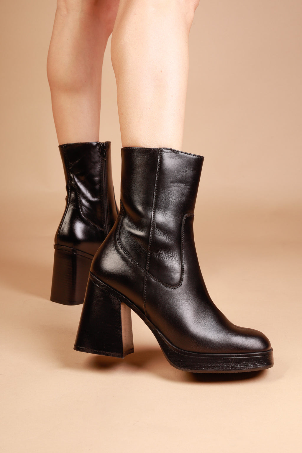 LUCY BLACK – KMB shoes